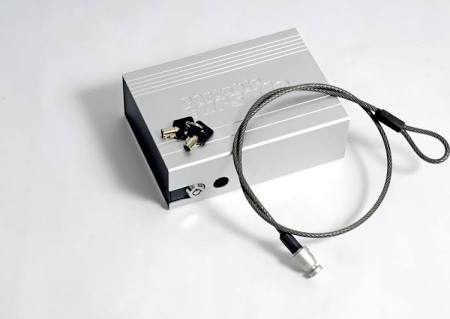 DZ97926 Dee Zee Portable Safe – Camp-Out Inc.